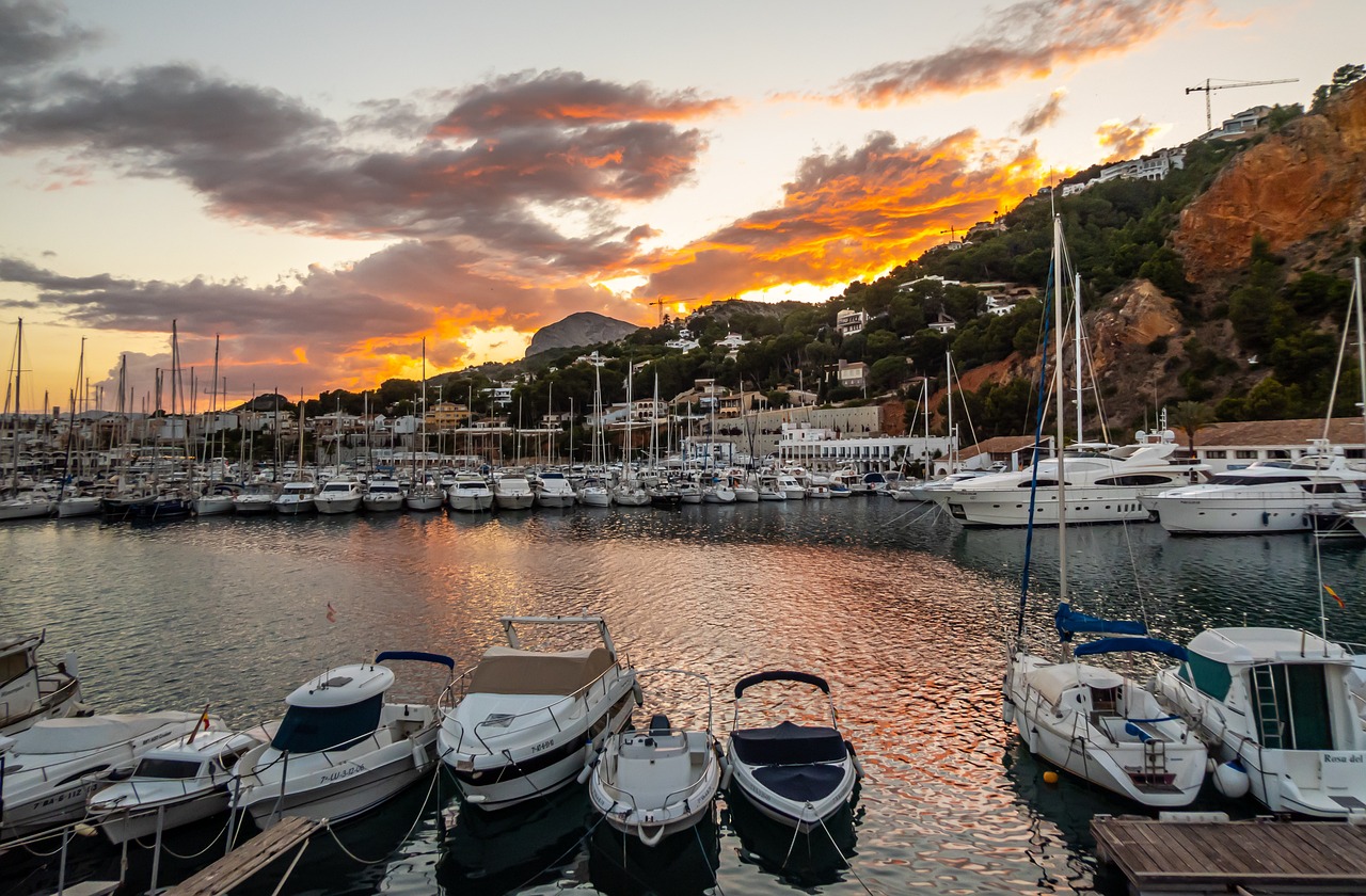 Spain coastal road trip: 15-day route to the best beach cities